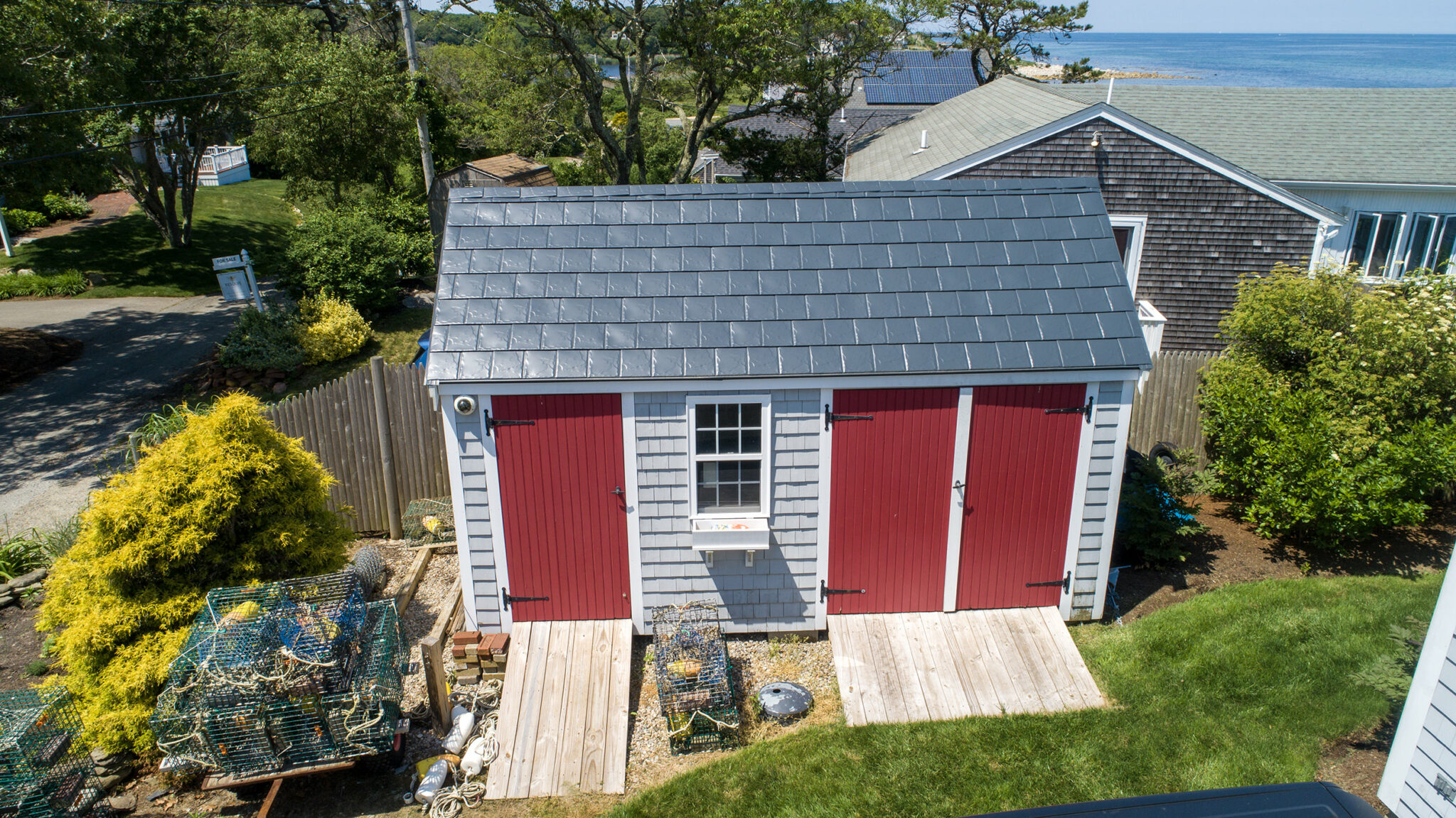 MANE18014 Plymouth MA 02360 Interlock Metal Roofing Deep Charcoal Slate ...