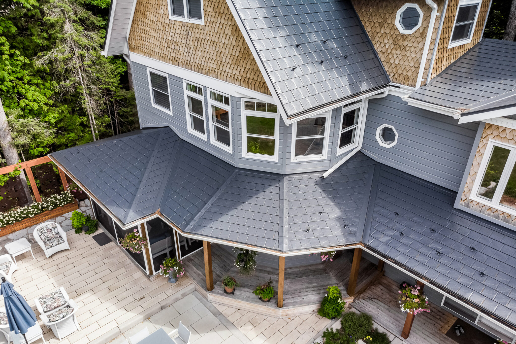 Slate Roofing — 4-Way Interlocking Metal Slate Roof Tiles