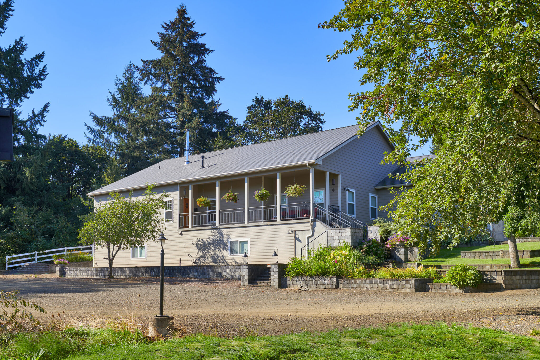 Slate Roofing — 4-Way Interlocking Metal Slate Roof Tiles